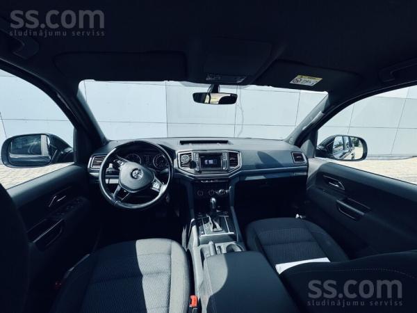Black Volkswagen Amarok 2019 in Jelgava, with an engine capacity of 3.00 L and mileage of 262 thousand km for 27500 €, photo 10 on AUTOMOTO.COM.LV