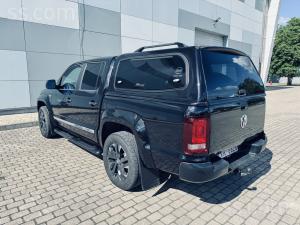 Black Volkswagen Amarok 2019 in Jelgava, with an engine capacity of 3.00 L and mileage of 262 thousand km for 26500 €, photo 5 on AUTOMOTO.COM.LV