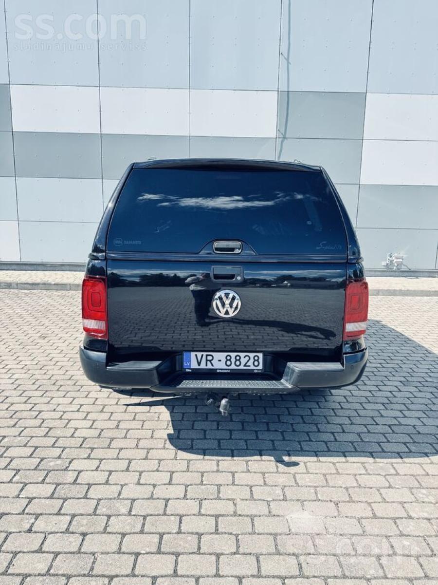 Black Volkswagen Amarok 2019 in Jelgava, with an engine capacity of 3.00 L and mileage of 262 thousand km for 26500 €, photo 6 on AUTOMOTO.COM.LV