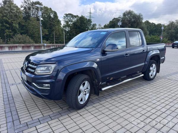 Black Volkswagen Amarok 2019 in Riga, with an engine capacity of 3.00 L and mileage of 151 thousand km for 19900 €, photo 1 on AUTOMOTO.COM.LV