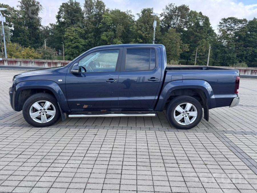 Black Volkswagen Amarok 2019 in Riga, with an engine capacity of 3.00 L and mileage of 151 thousand km for 19900 €, photo 9 on AUTOMOTO.COM.LV