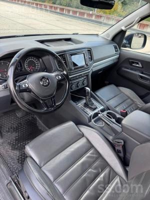 Black Volkswagen Amarok 2019 in Riga, with an engine capacity of 3.00 L and mileage of 151 thousand km for 19900 €, photo 10 on AUTOMOTO.COM.LV