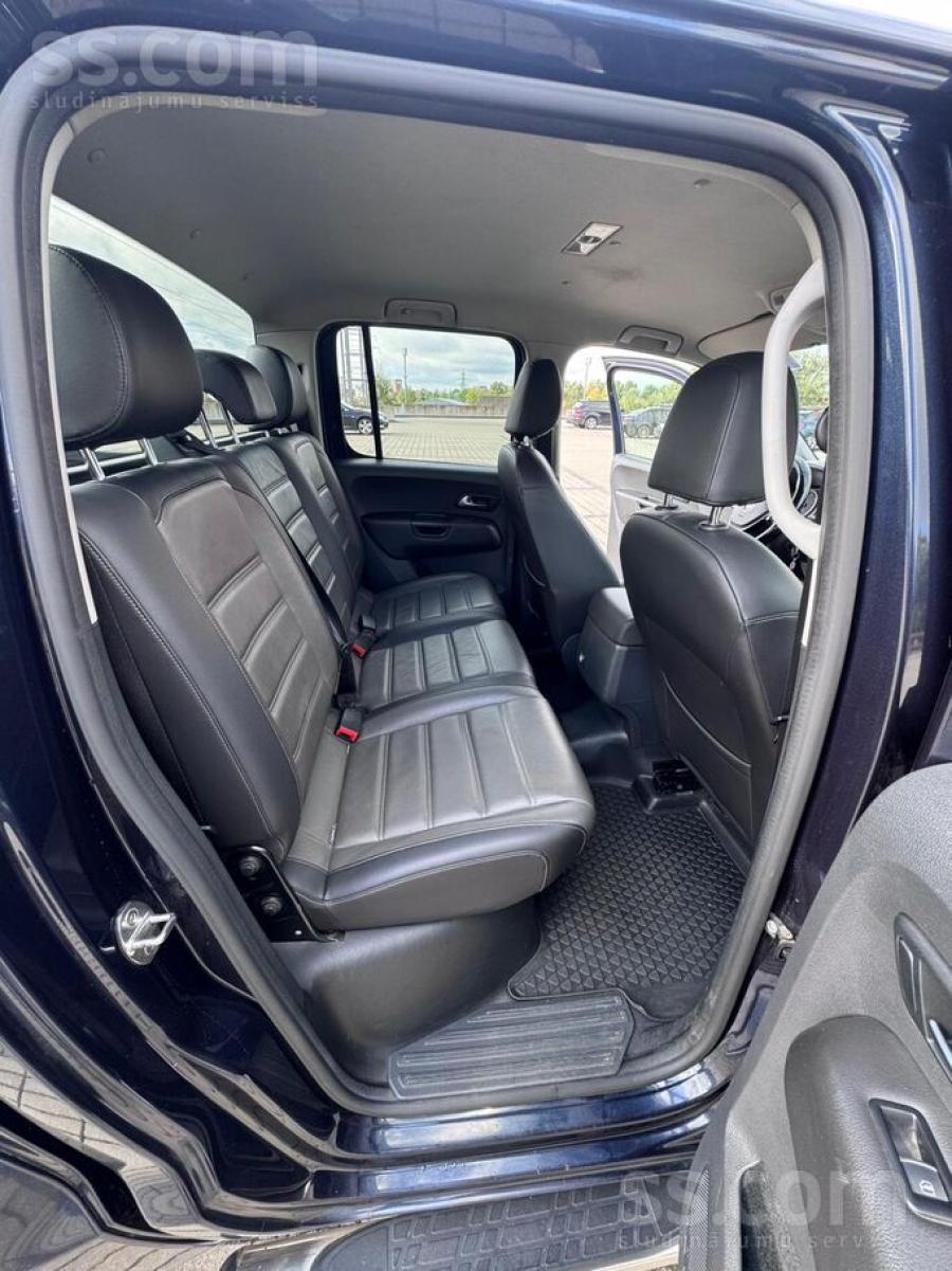 Black Volkswagen Amarok 2019 in Riga, with an engine capacity of 3.00 L and mileage of 151 thousand km for 19900 €, photo 14 on AUTOMOTO.COM.LV