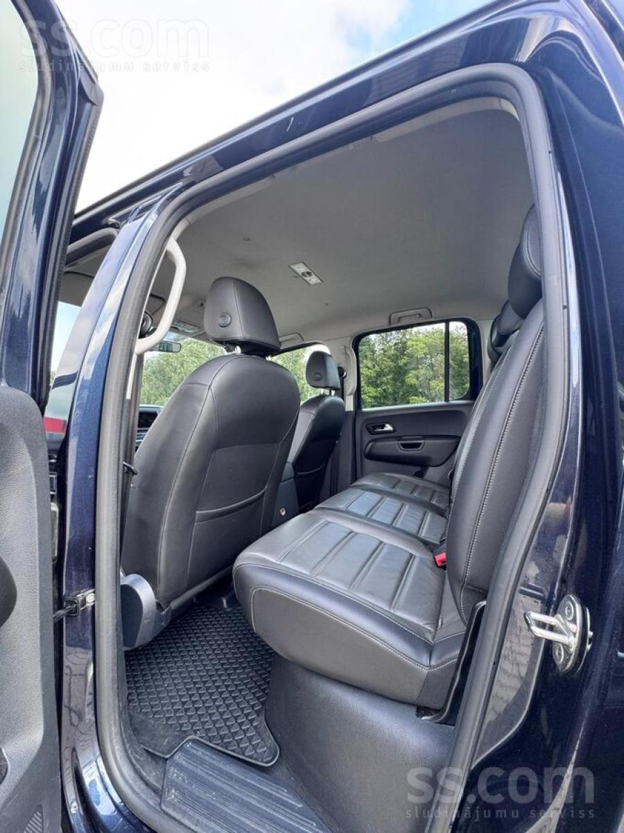 Black Volkswagen Amarok 2019 in Riga, with an engine capacity of 3.00 L and mileage of 151 thousand km for 19900 €, photo 15 on AUTOMOTO.COM.LV