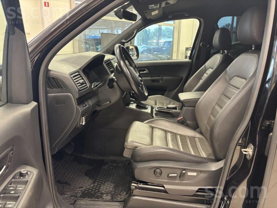 Black Volkswagen Amarok 2020 in Riga, with an engine capacity of 3.00 L and mileage of 58 thousand km for 24900 €, photo 9 on AUTOMOTO.COM.LV