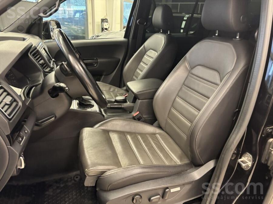 Black Volkswagen Amarok 2020 in Riga, with an engine capacity of 3.00 L and mileage of 58 thousand km for 24900 €, photo 10 on AUTOMOTO.COM.LV