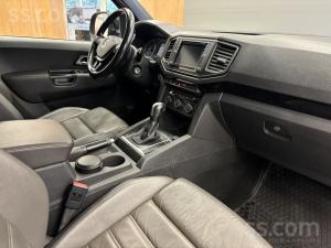 Black Volkswagen Amarok 2020 in Riga, with an engine capacity of 3.00 L and mileage of 58 thousand km for 24900 €, photo 14 on AUTOMOTO.COM.LV