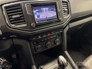 Black Volkswagen Amarok 2020 in Riga, with an engine capacity of 3.00 L and mileage of 58 thousand km for 24900 €, photo 19 on AUTOMOTO.COM.LV