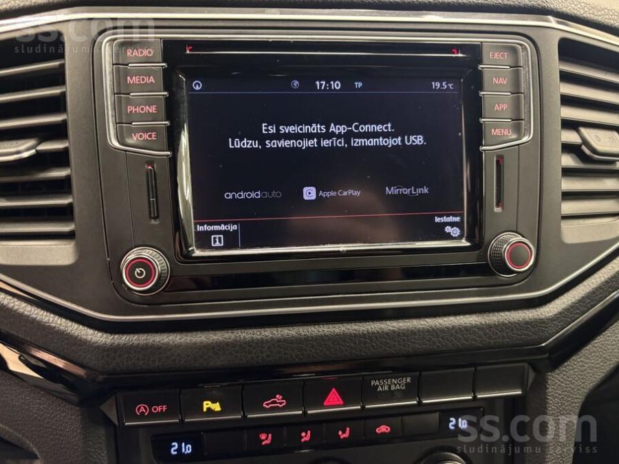 Black Volkswagen Amarok 2020 in Riga, with an engine capacity of 3.00 L and mileage of 58 thousand km for 24900 €, photo 23 on AUTOMOTO.COM.LV