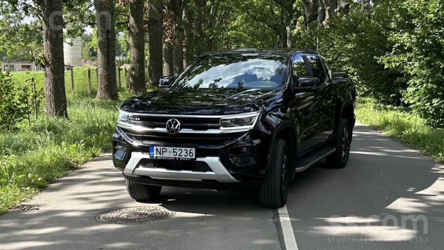 Black Volkswagen Amarok 2023 in Valmiera, with an engine capacity of 3.00 L and mileage of 54 thousand km for 45500 €, photo 1 on AUTOMOTO.COM.LV
