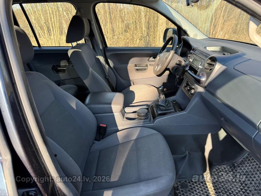 Blue Volkswagen Amarok 2014 in Kohtla-Jarve, with an engine capacity of 2.00 L and mileage of 310 thousand km for 8200 €, photo 7 on AUTOMOTO.COM.LV