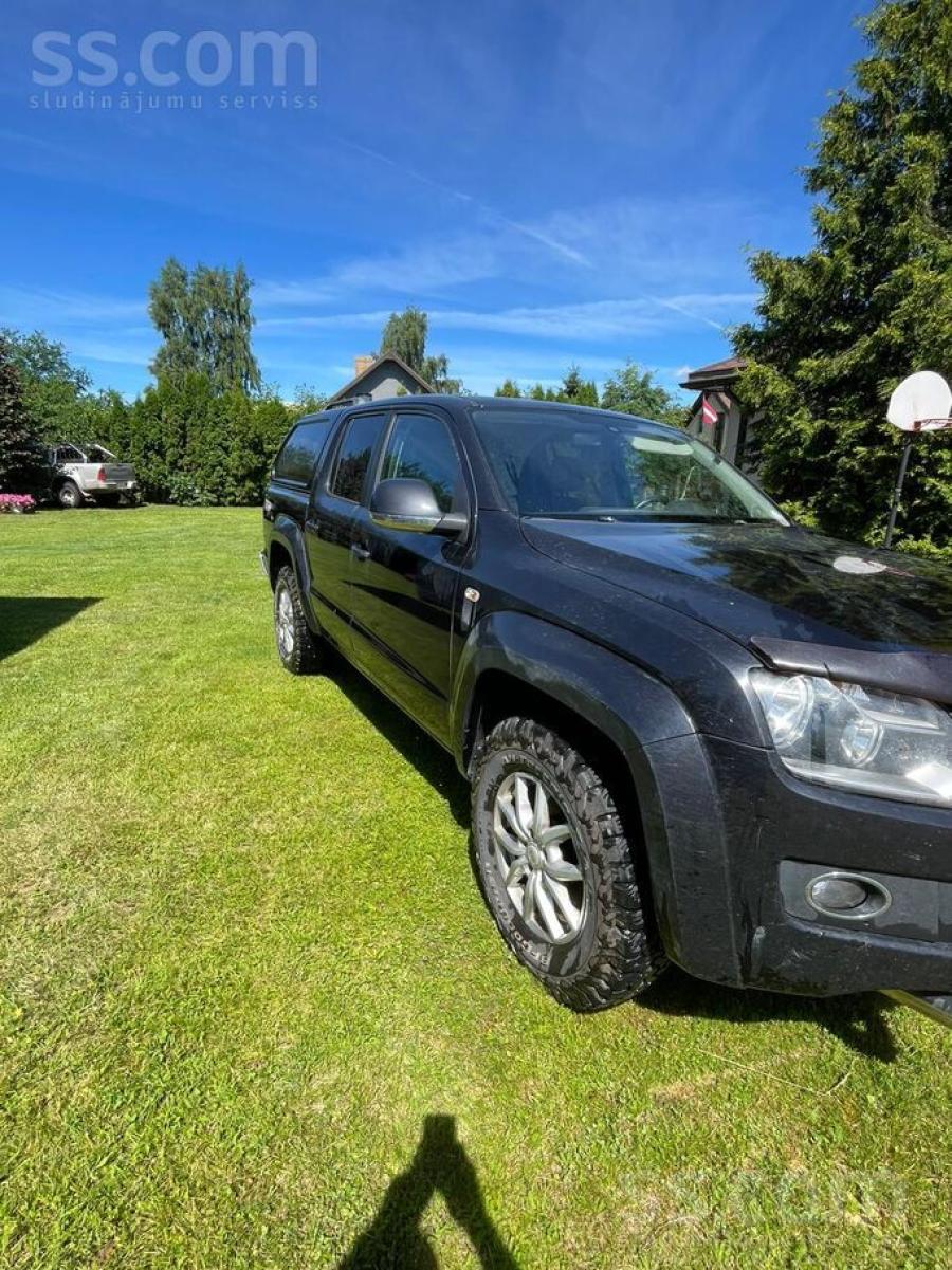 Blue Volkswagen Amarok 2014 in Riga, with an engine capacity of 2.00 L and mileage of 439 thousand km for 3630 €, photo 3 on AUTOMOTO.COM.LV