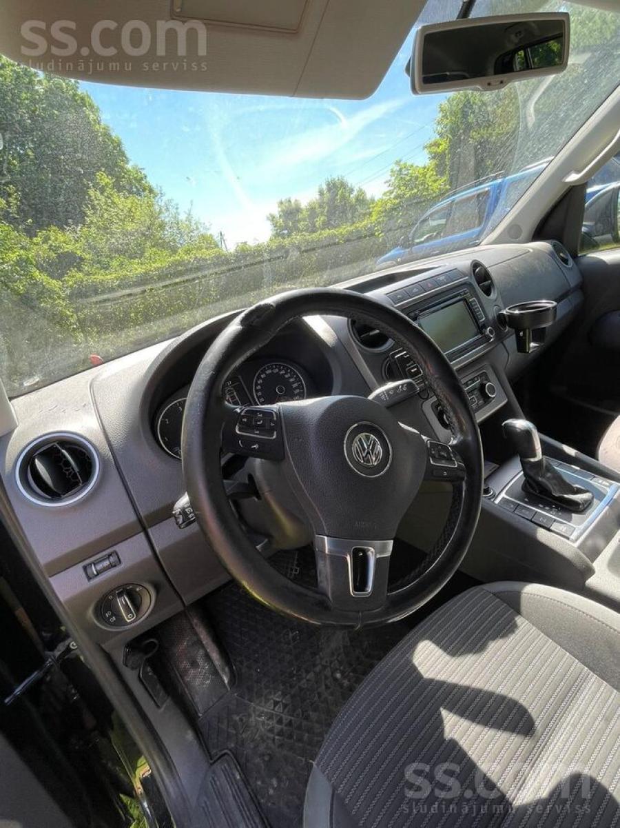 Blue Volkswagen Amarok 2014 in Riga, with an engine capacity of 2.00 L and mileage of 439 thousand km for 3630 €, photo 11 on AUTOMOTO.COM.LV