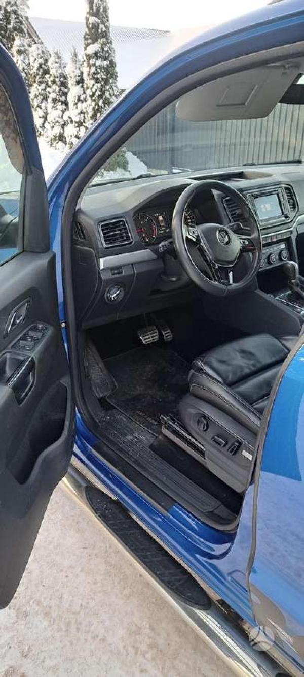 Zils Volkswagen Amarok 2018 Šalčininkai, ar dzinēja tilpumu 2.97 L un nobraukumu 137 tūkst. km par 23000 €, foto 8 vietnē AUTOMOTO.COM.LV
