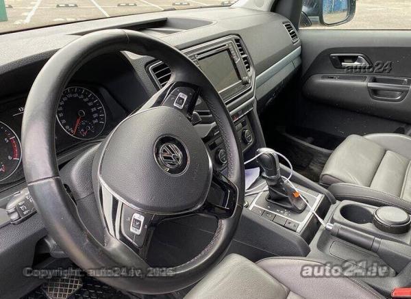 Blue Volkswagen Amarok 2018 in Tallinn, with an engine capacity of 3.00 L and mileage of 249 thousand km for 19900 €, photo 6 on AUTOMOTO.COM.LV