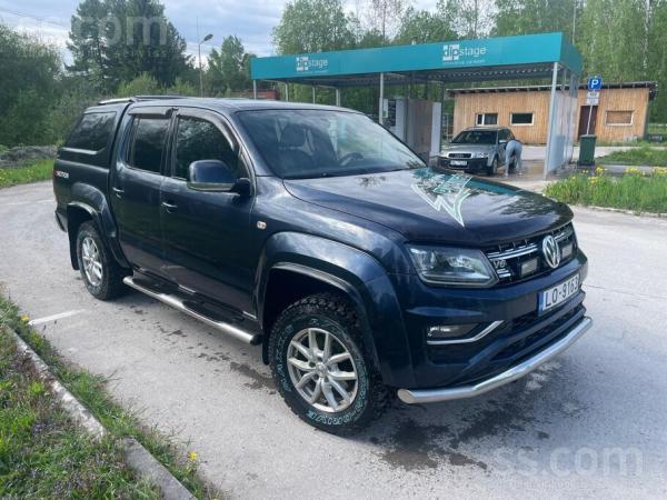 Blue Volkswagen Amarok 2018 in Riga, with an engine capacity of 3.00 L and mileage of 434 thousand km for 12100 €, photo 1 on AUTOMOTO.COM.LV
