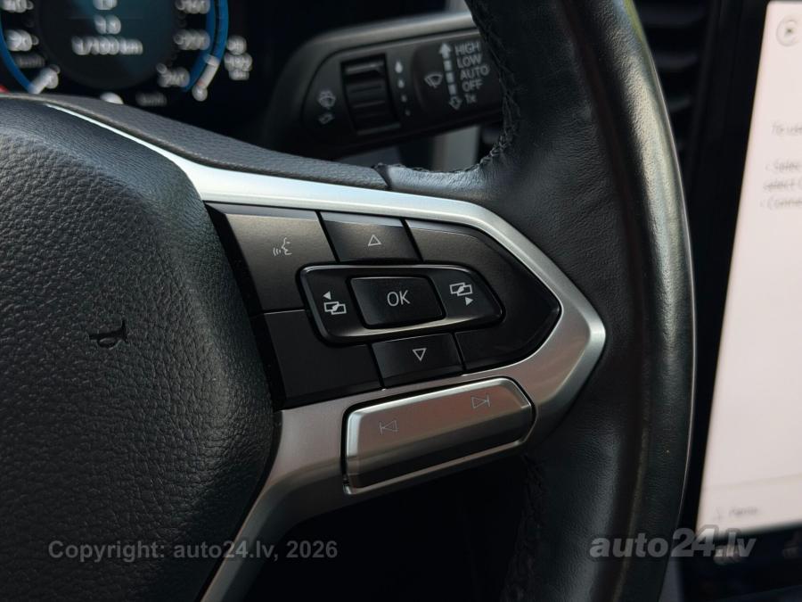 Blue Volkswagen Amarok 2024 in Parnu, with an engine capacity of 3.00 L and mileage of 99 thousand km for 47900 €, photo 19 on AUTOMOTO.COM.LV