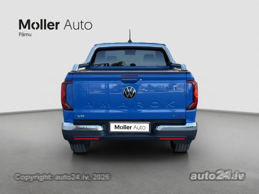 Blue Volkswagen Amarok 2024 in Parnu, with an engine capacity of 3.00 L and mileage of 41 thousand km for 49900 €, photo 5 on AUTOMOTO.COM.LV