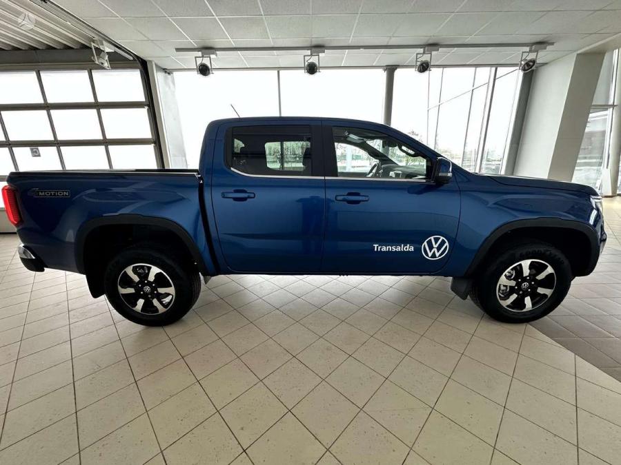 Zils Volkswagen Amarok 2026 Šauļi, ar dzinēja tilpumu 2.97 L un nobraukumu 300 tūkst. km par 51900 €, foto 4 vietnē AUTOMOTO.COM.LV