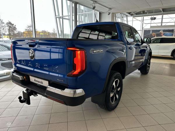 Blue Volkswagen Amarok 2026 in Siauliai, with an engine capacity of 2.97 L and mileage of 300 thousand km for 51900 €, photo 5 on AUTOMOTO.COM.LV