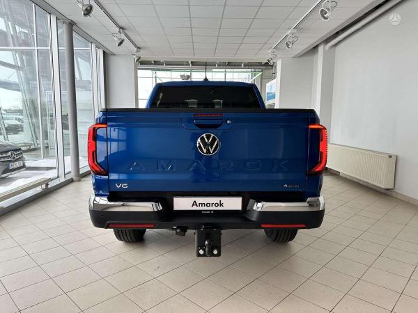 Blue Volkswagen Amarok 2026 in Siauliai, with an engine capacity of 2.97 L and mileage of 300 thousand km for 51900 €, photo 7 on AUTOMOTO.COM.LV
