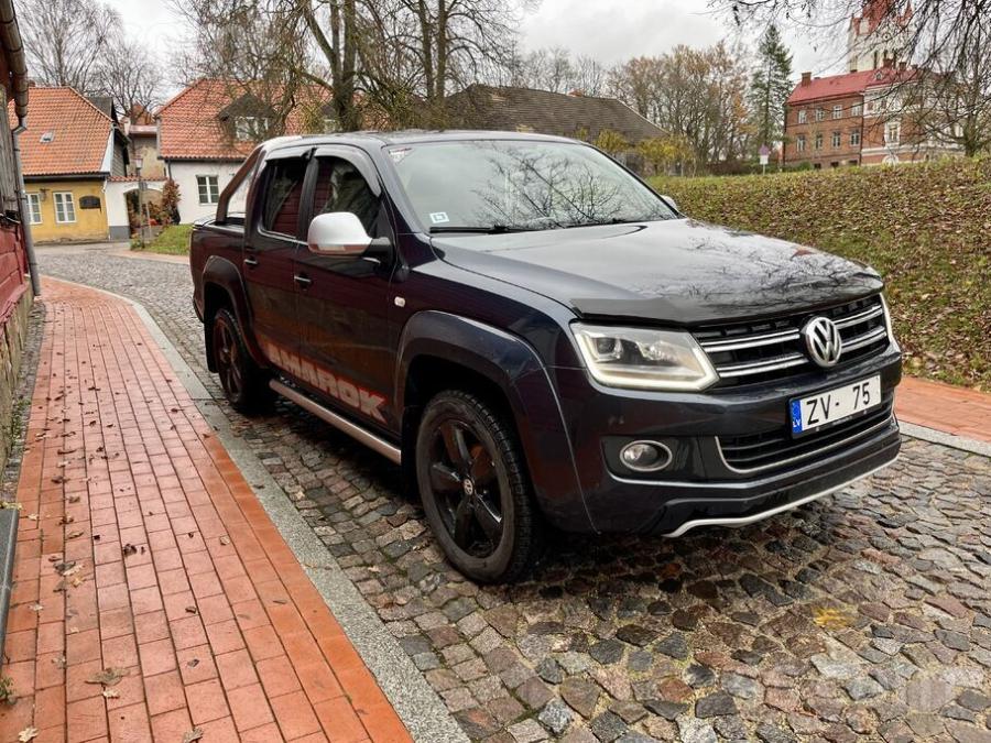 Zils Volkswagen Amarok 2015 Cēsis, ar dzinēja tilpumu 2.00 L un nobraukumu 406 tūkst. km par 9550 €, foto 2 vietnē AUTOMOTO.COM.LV
