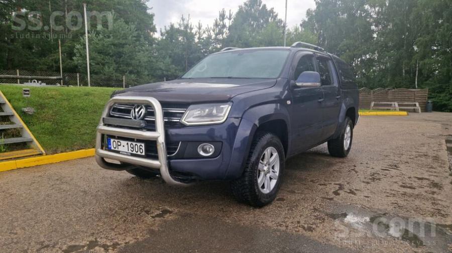 Zils Volkswagen Amarok 2015 Ogre, ar dzinēja tilpumu 2.00 L un nobraukumu 323 tūkst. km par 13000 €, foto 1 vietnē AUTOMOTO.COM.LV