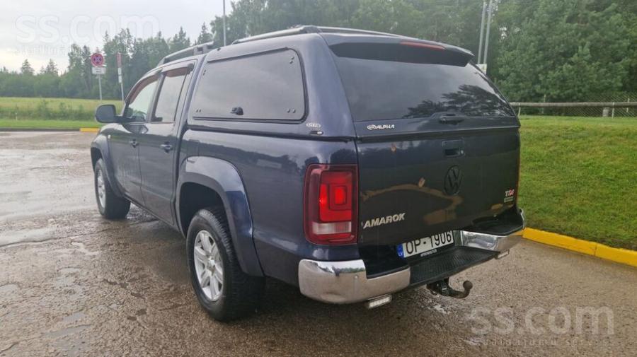 Zils Volkswagen Amarok 2015 Ogre, ar dzinēja tilpumu 2.00 L un nobraukumu 323 tūkst. km par 13000 €, foto 4 vietnē AUTOMOTO.COM.LV
