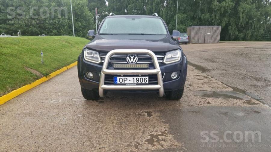 Zils Volkswagen Amarok 2015 Ogre, ar dzinēja tilpumu 2.00 L un nobraukumu 323 tūkst. km par 13000 €, foto 6 vietnē AUTOMOTO.COM.LV