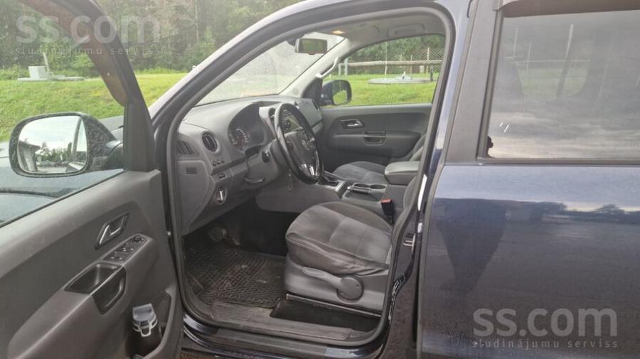 Zils Volkswagen Amarok 2015 Ogre, ar dzinēja tilpumu 2.00 L un nobraukumu 323 tūkst. km par 13000 €, foto 8 vietnē AUTOMOTO.COM.LV