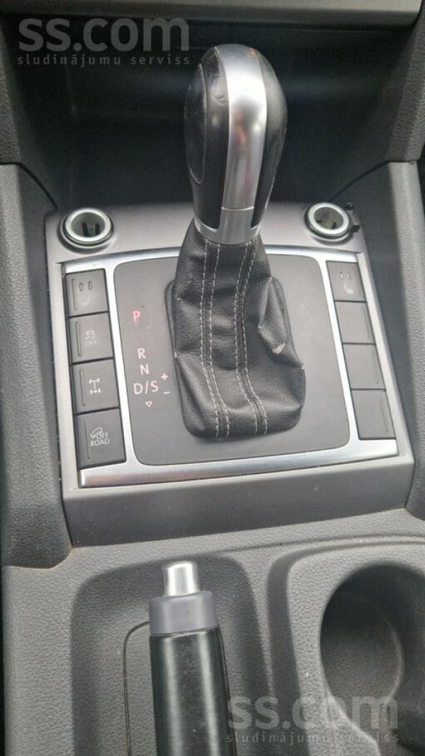 Zils Volkswagen Amarok 2015 Ogre, ar dzinēja tilpumu 2.00 L un nobraukumu 323 tūkst. km par 13000 €, foto 10 vietnē AUTOMOTO.COM.LV