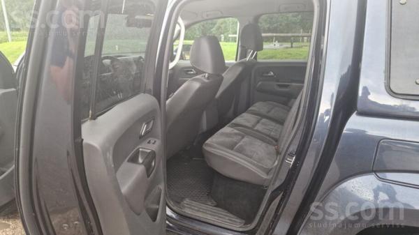 Zils Volkswagen Amarok 2015 Ogre, ar dzinēja tilpumu 2.00 L un nobraukumu 323 tūkst. km par 13000 €, foto 8 vietnē AUTOMOTO.COM.LV