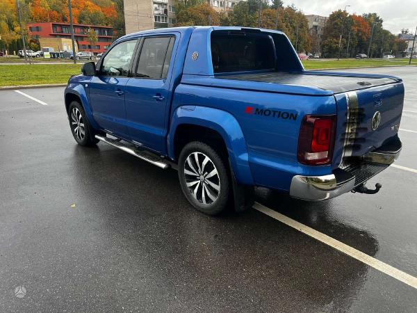 Blue Volkswagen Amarok 2017 in Kaunas, with an engine capacity of 2.97 L and mileage of 300 thousand km for 22990 €, photo 11 on AUTOMOTO.COM.LV