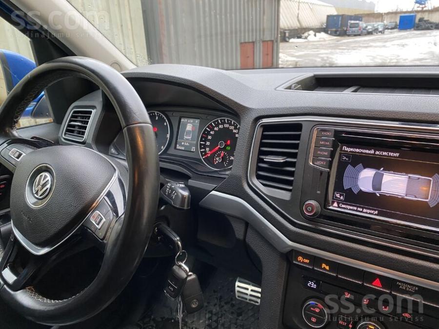 Zils Volkswagen Amarok 2017 Rīga, ar dzinēja tilpumu 3.00 L un nobraukumu 180 tūkst. km par 25900 €, foto 13 vietnē AUTOMOTO.COM.LV