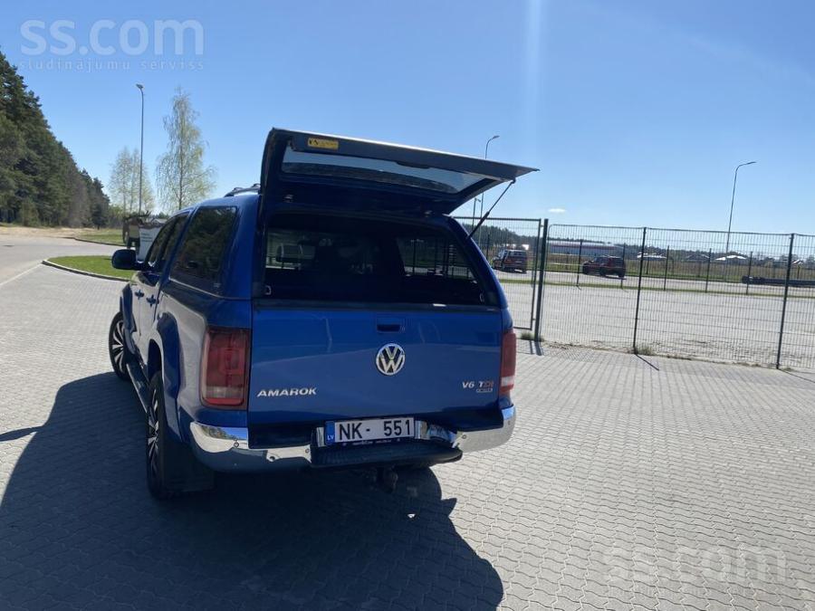 Blue Volkswagen Amarok 2017 in Riga, with an engine capacity of 3.00 L and mileage of 180 thousand km for 25900 €, photo 4 on AUTOMOTO.COM.LV