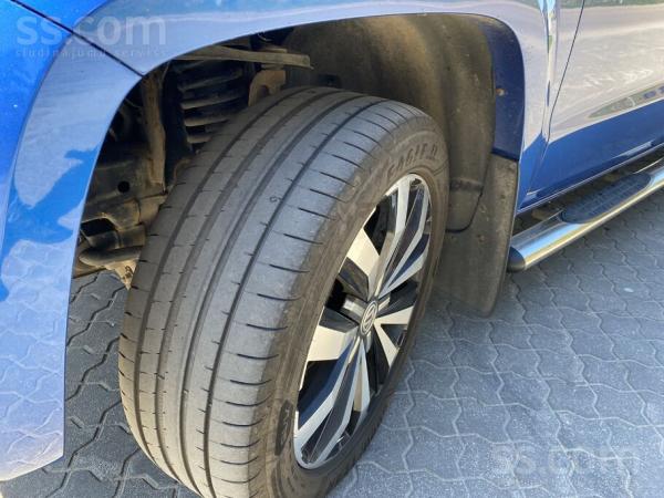 Blue Volkswagen Amarok 2017 in Riga, with an engine capacity of 3.00 L and mileage of 180 thousand km for 25900 €, photo 5 on AUTOMOTO.COM.LV