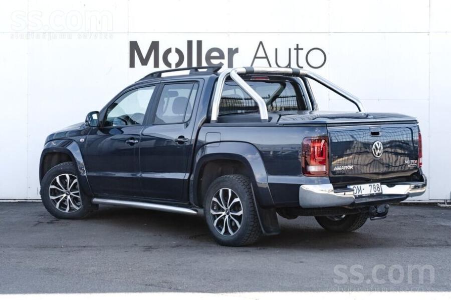 Blue Volkswagen Amarok 2018 in Riga, with an engine capacity of 3.00 L and mileage of 239 thousand km for 21850 €, photo 4 on AUTOMOTO.COM.LV
