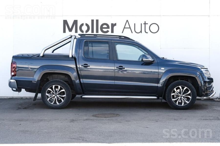 Blue Volkswagen Amarok 2018 in Riga, with an engine capacity of 3.00 L and mileage of 239 thousand km for 21850 €, photo 6 on AUTOMOTO.COM.LV