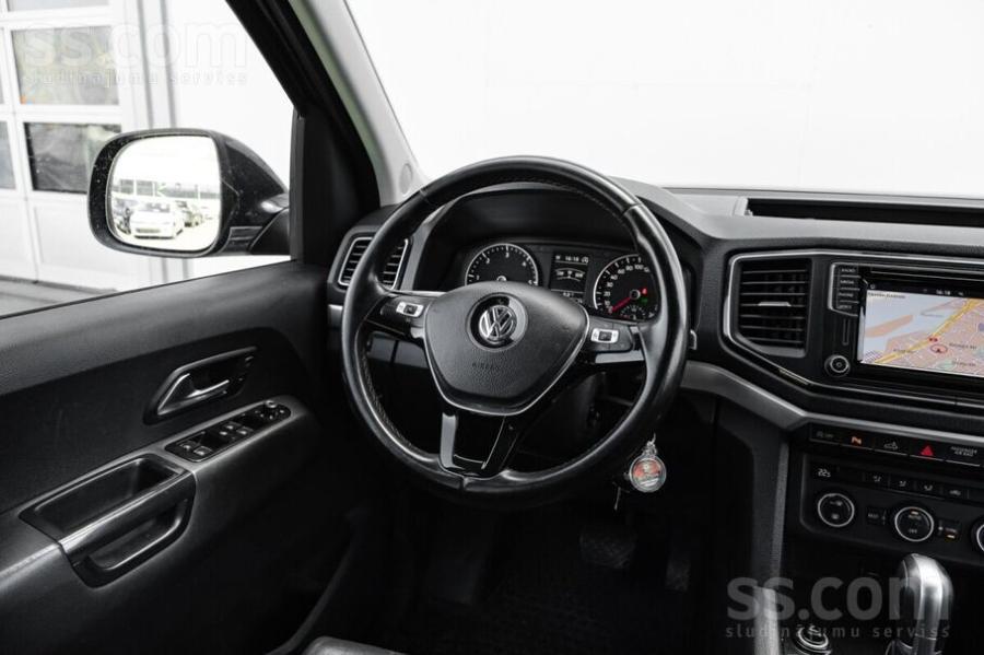 Blue Volkswagen Amarok 2018 in Riga, with an engine capacity of 3.00 L and mileage of 239 thousand km for 21850 €, photo 8 on AUTOMOTO.COM.LV