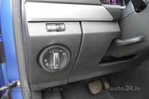 Zils Volkswagen Amarok 2019 Tallina, ar dzinēja tilpumu 3.00 L un nobraukumu 198 tūkst. km par 21000 €, foto 16 vietnē AUTOMOTO.COM.LV