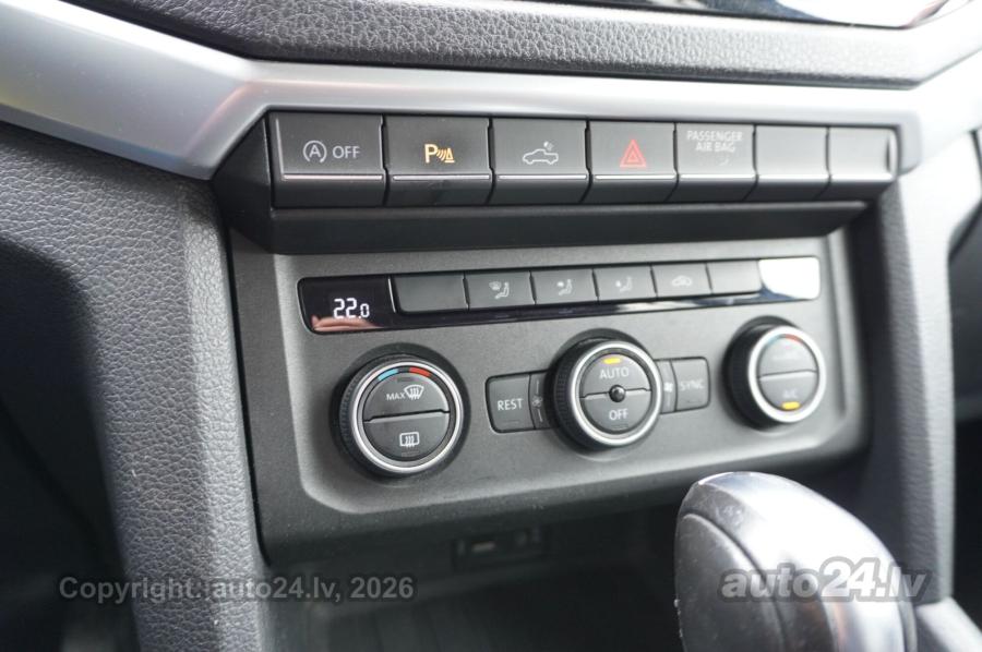 Zils Volkswagen Amarok 2019 Tallina, ar dzinēja tilpumu 3.00 L un nobraukumu 198 tūkst. km par 21000 €, foto 20 vietnē AUTOMOTO.COM.LV