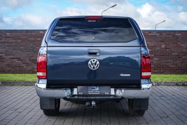 Blue Volkswagen Amarok 2020 in Marijampole, with an engine capacity of 2.97 L and mileage of 195 thousand km for 21950 €, photo 9 on AUTOMOTO.COM.LV