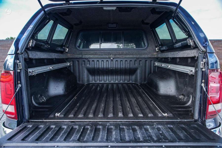 Zils Volkswagen Amarok 2020 Marijampole, ar dzinēja tilpumu 2.97 L un nobraukumu 195 tūkst. km par 21950 €, foto 14 vietnē AUTOMOTO.COM.LV