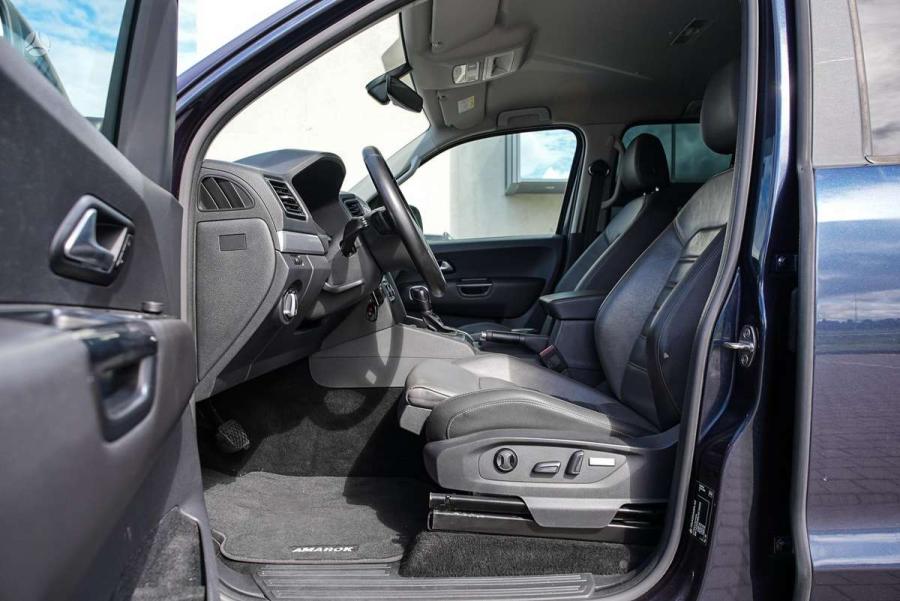 Zils Volkswagen Amarok 2020 Marijampole, ar dzinēja tilpumu 2.97 L un nobraukumu 195 tūkst. km par 21950 €, foto 25 vietnē AUTOMOTO.COM.LV