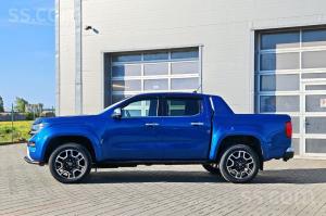 Blue Volkswagen Amarok 2023 in Liepaja, with an engine capacity of 3.00 L and mileage of 40 thousand km for 48000 €, photo 3 on AUTOMOTO.COM.LV