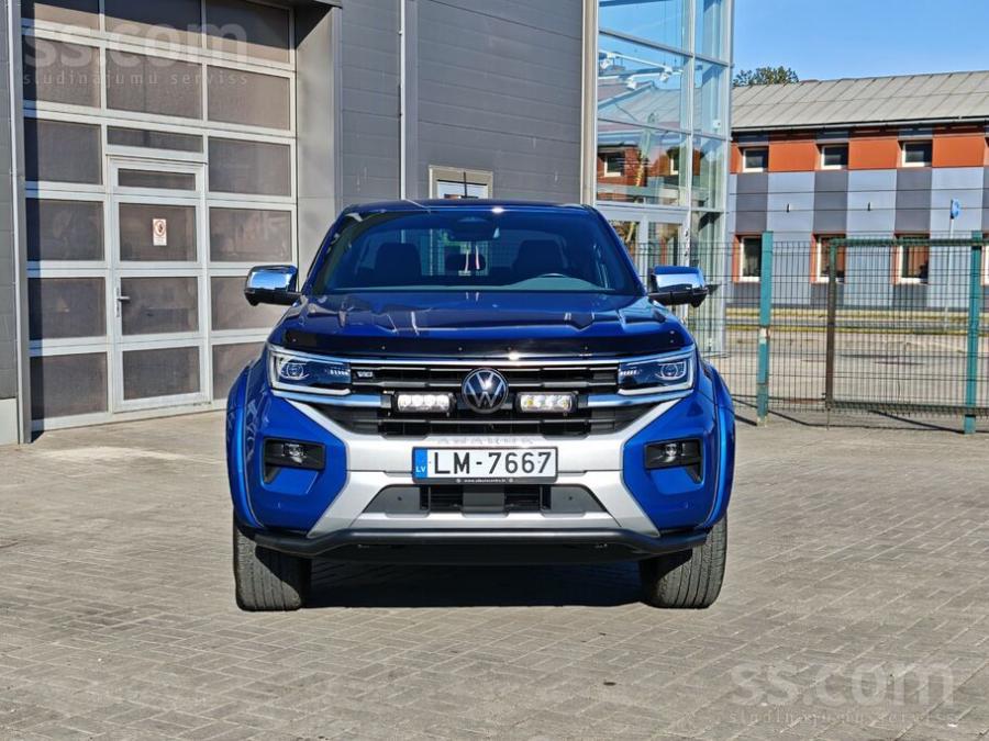 Blue Volkswagen Amarok 2023 in Liepaja, with an engine capacity of 3.00 L and mileage of 40 thousand km for 48000 €, photo 9 on AUTOMOTO.COM.LV