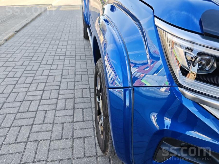 Blue Volkswagen Amarok 2023 in Liepaja, with an engine capacity of 3.00 L and mileage of 40 thousand km for 48000 €, photo 35 on AUTOMOTO.COM.LV
