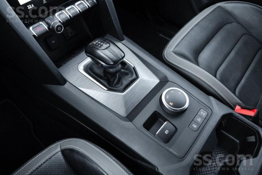 Zils Volkswagen Amarok 2024 Rīga, ar dzinēja tilpumu 3.00 L un nobraukumu 80 tūkst. km par 42900 €, foto 20 vietnē AUTOMOTO.COM.LV
