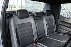 Zils Volkswagen Amarok 2024 Rīga, ar dzinēja tilpumu 3.00 L un nobraukumu 80 tūkst. km par 42900 €, foto 21 vietnē AUTOMOTO.COM.LV