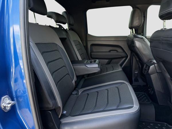 Zils Volkswagen Amarok 2024 Pērnava, ar dzinēja tilpumu 3.00 L un nobraukumu 99 tūkst. km par 47900 €, foto 8 vietnē AUTOMOTO.COM.LV